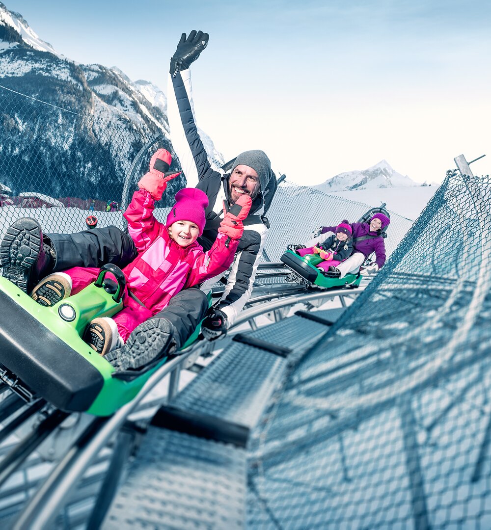 Kitzsteinhorn: Glacier ski & sightseeing in Kaprun, Austria - Kitzsteinhorn